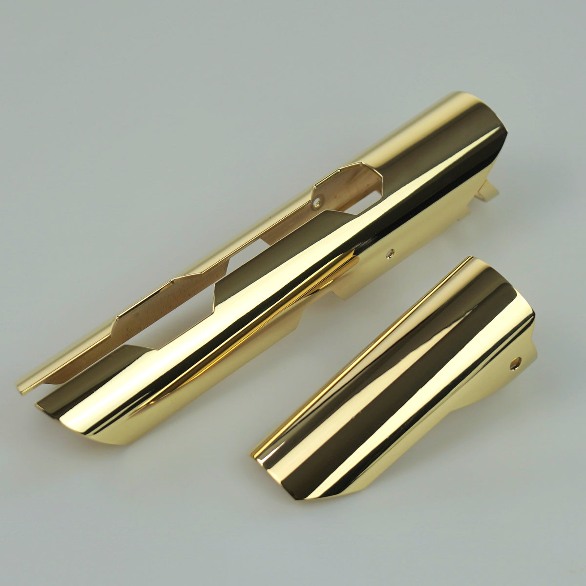 Regiis Brass Shroud Set – The Saber Armory