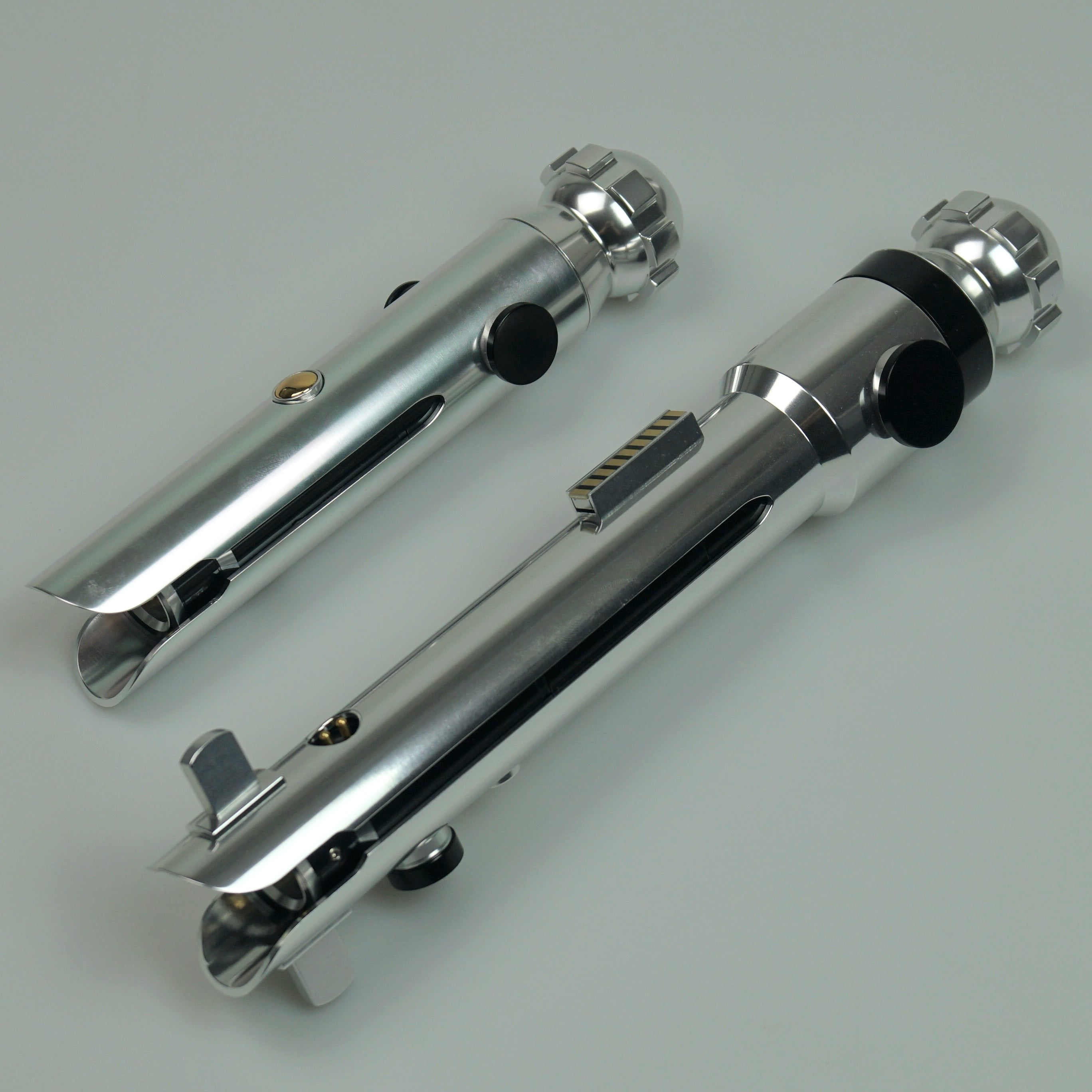 Snips TCW DIY Empty Hilt Set – The Saber Armory